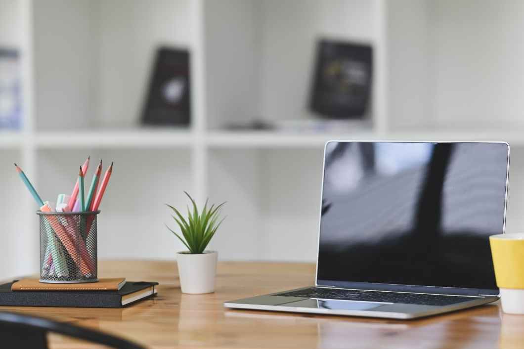 Cómo hacer un escritorio más productivo con el método ‘Zero Clutter’